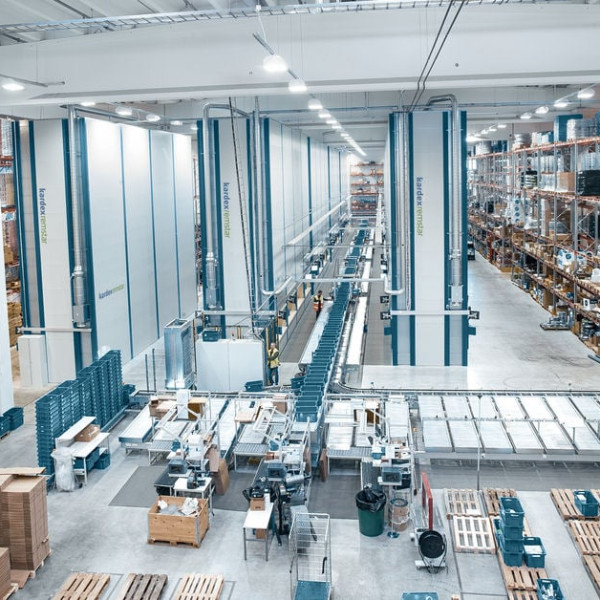 Cost-Benefit Analysis of ASRS in Warehousing | Unistor