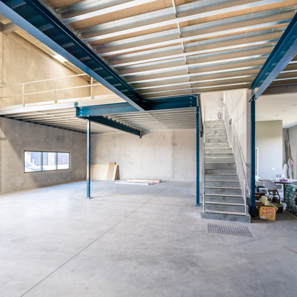 How to Ensure Your Mezzanine Flooring Meets Industry Standards | Unistor