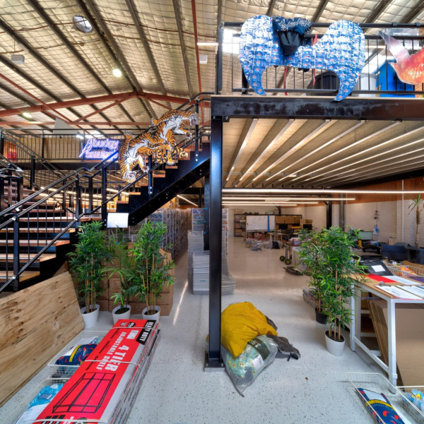 Guide to Warehouse Storage Solutions for Large Items