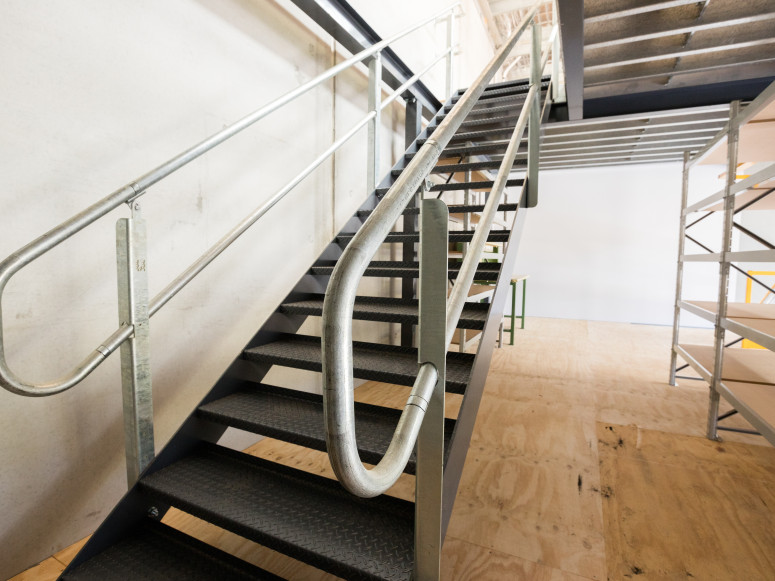 Mezzanine Staircase - Unistor